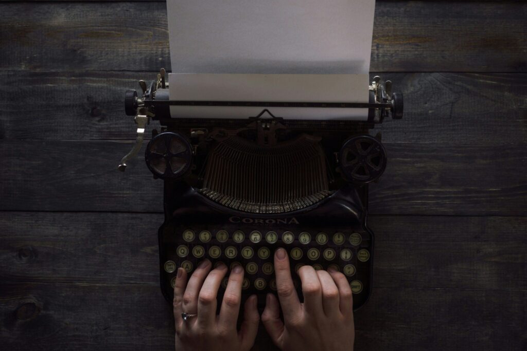 Find Your Writing Voice: How to Make Your Words Truly Yours - Creatopia
